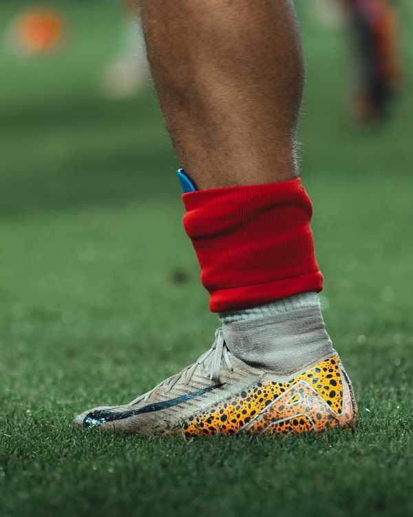 FLAIR Mini Shin Pads